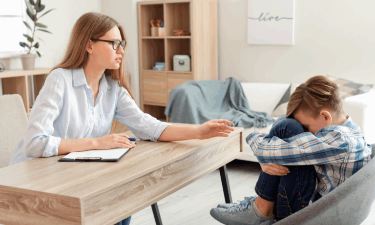 A guide to ABC behaviour charts in care - everyLIFE Technologies